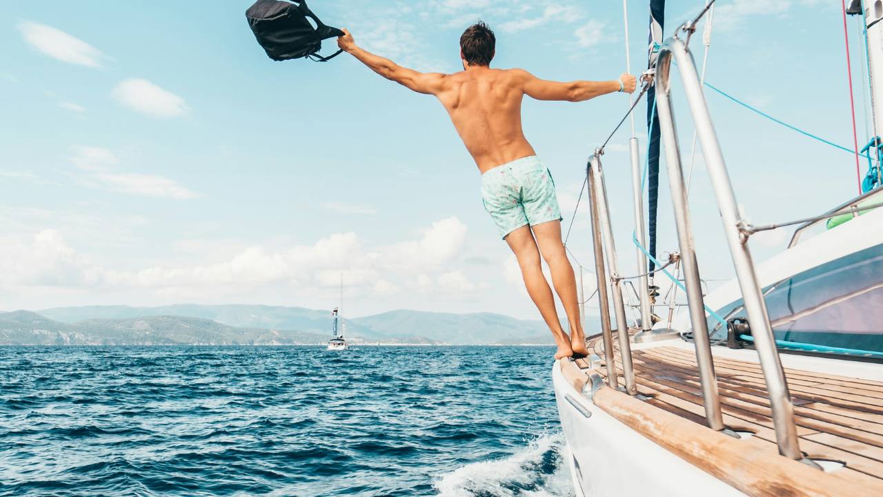40+ Inventive Ways to Travel the World for Free | Travelwise24